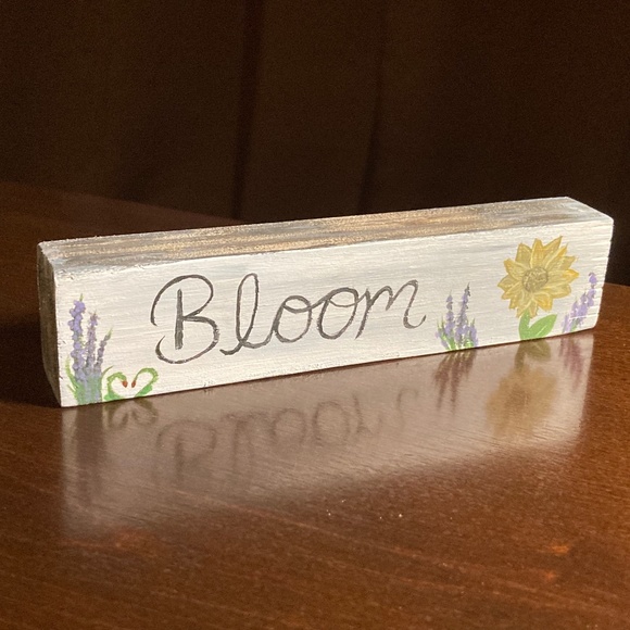 Iconic Rose Art | Accents | Bloom Hand Painted Wooden Decor Sign | Poshmark